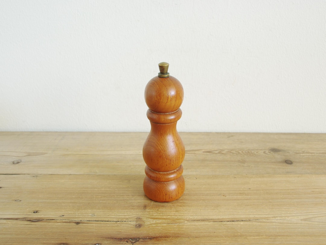 Vintage Wooden Pepper Grinder With Brass Detail, Mid Century Modern 60s ...