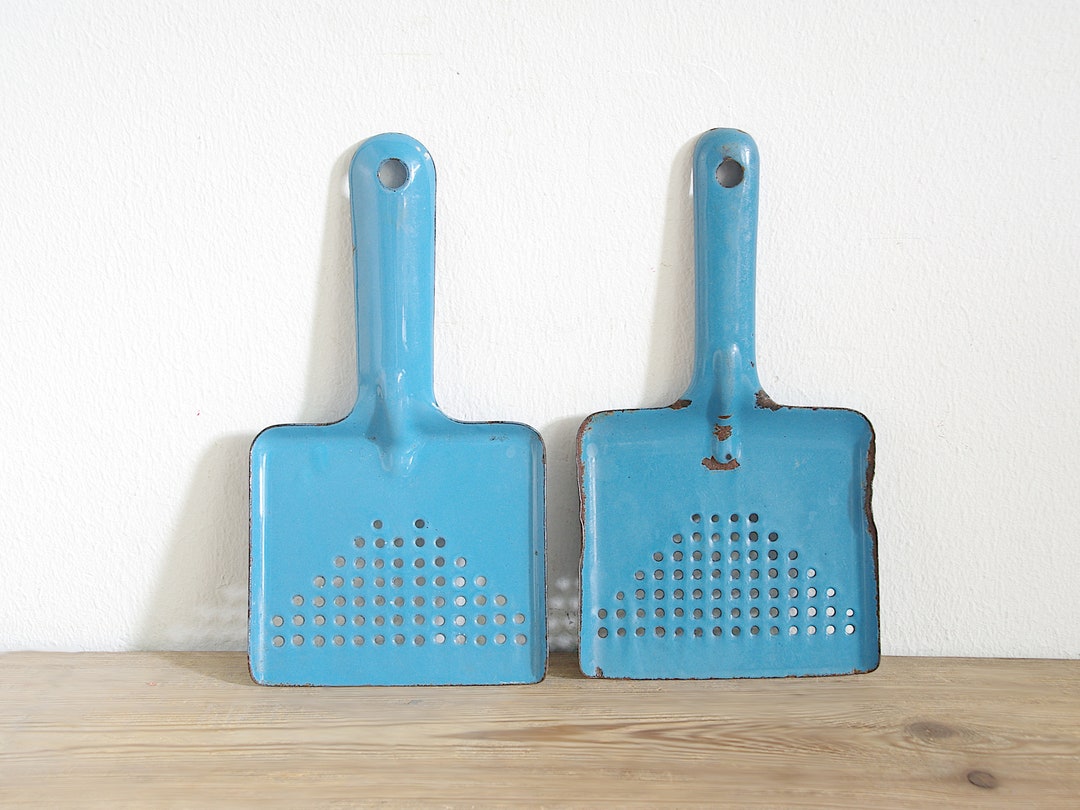 Vintage Scraper in Blue Enamel, Rustic Simple Enamelware for Cleaning ...