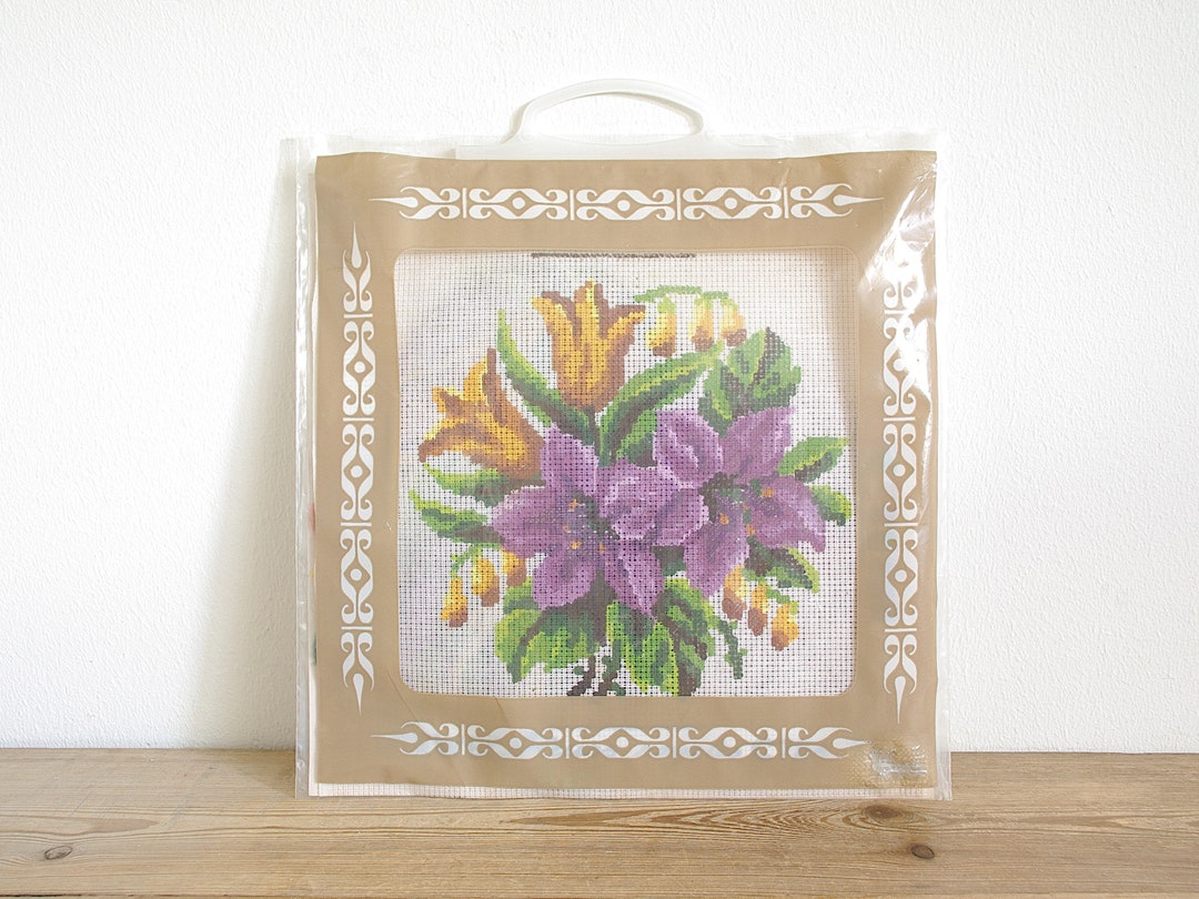 Vintage Embroidery Kit With Wool and Canvas, Unused CEWEC Pattern With ...