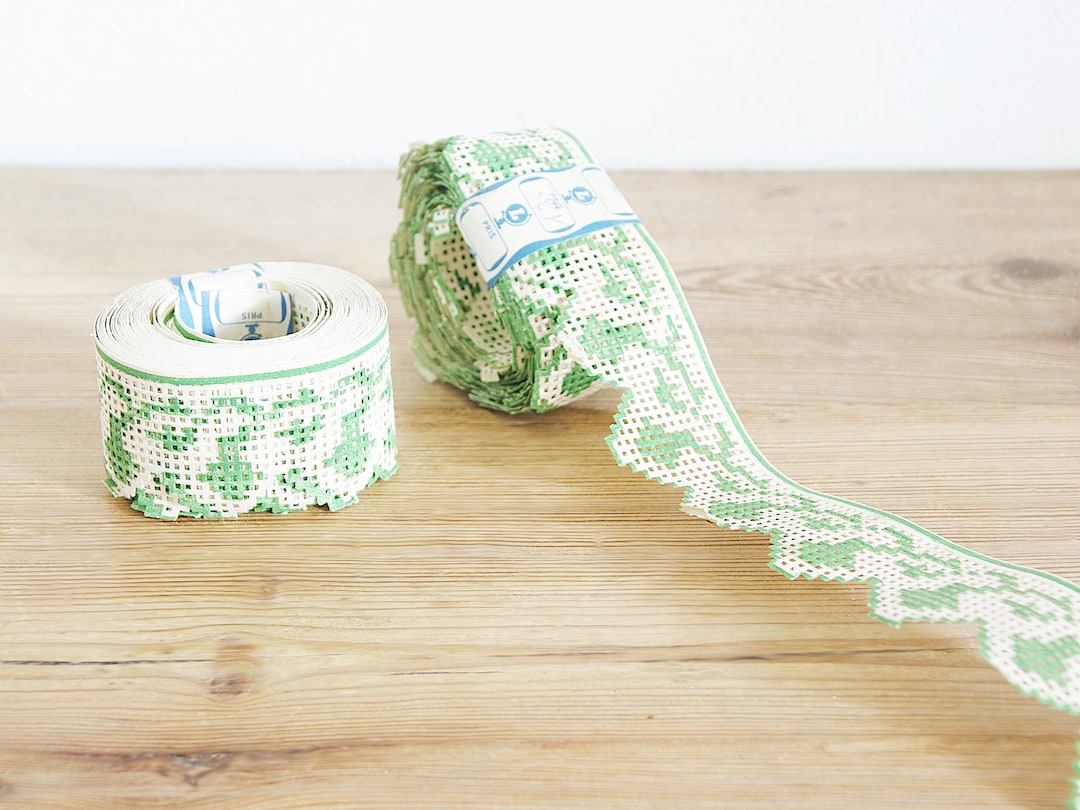 Vintage Shelf Edging Trim Paper in Sealed Roll, Kitchen Pantry Decor ...