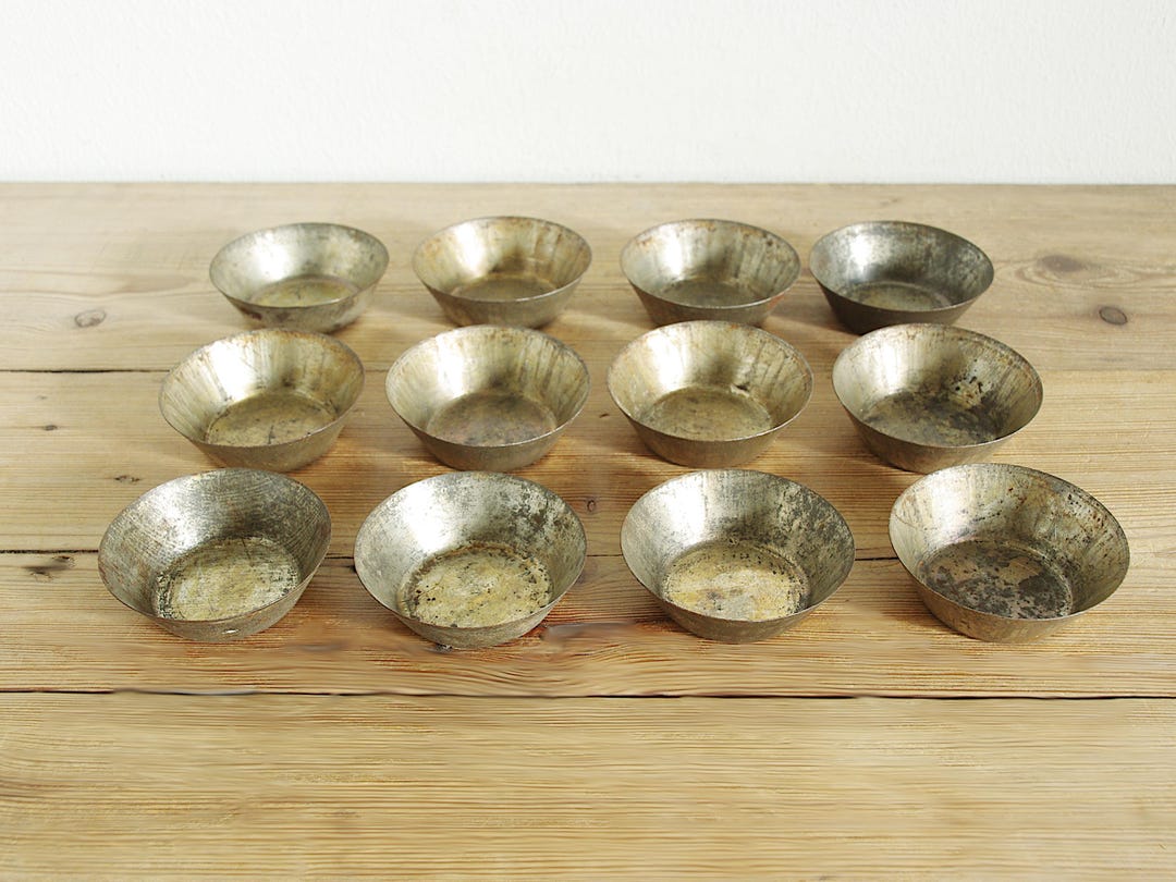 Vintage Set of 12 Metal Baking Molds or Small Cake Tins, Farmhouse ...