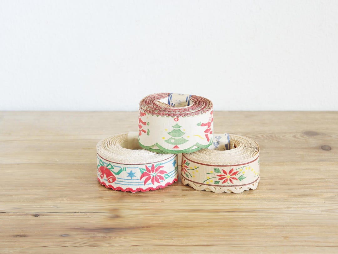 Vintage Christmas Shelf Edging Trim Paper in Sealed Roll, Kitchen ...