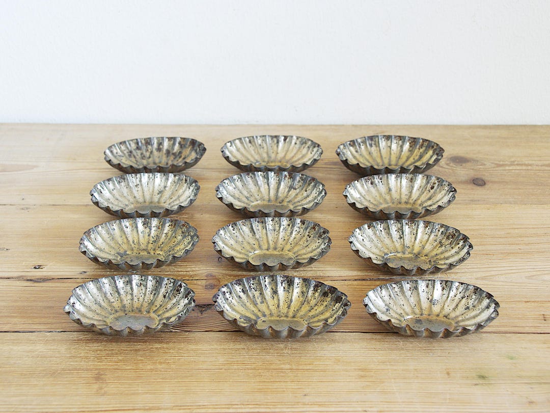 Vintage Set of 12 Baking Molds Tins Oval Fluted, Shabby Small Pastry ...