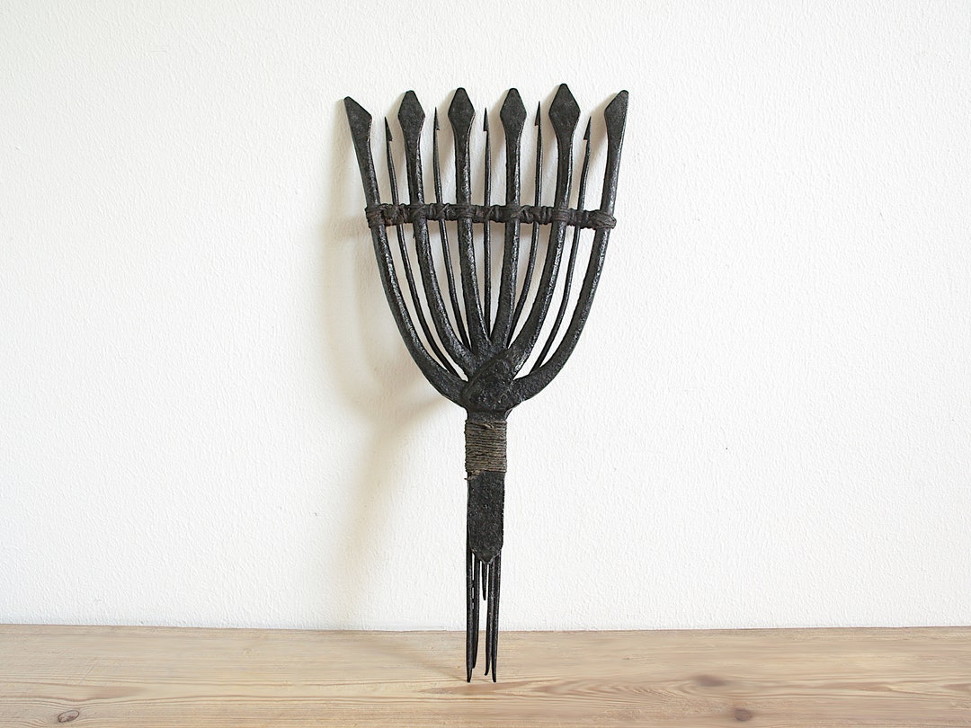 Vintage Antique Eel Iron, Hand Forged With 11 Tines, Simple Rustic ...