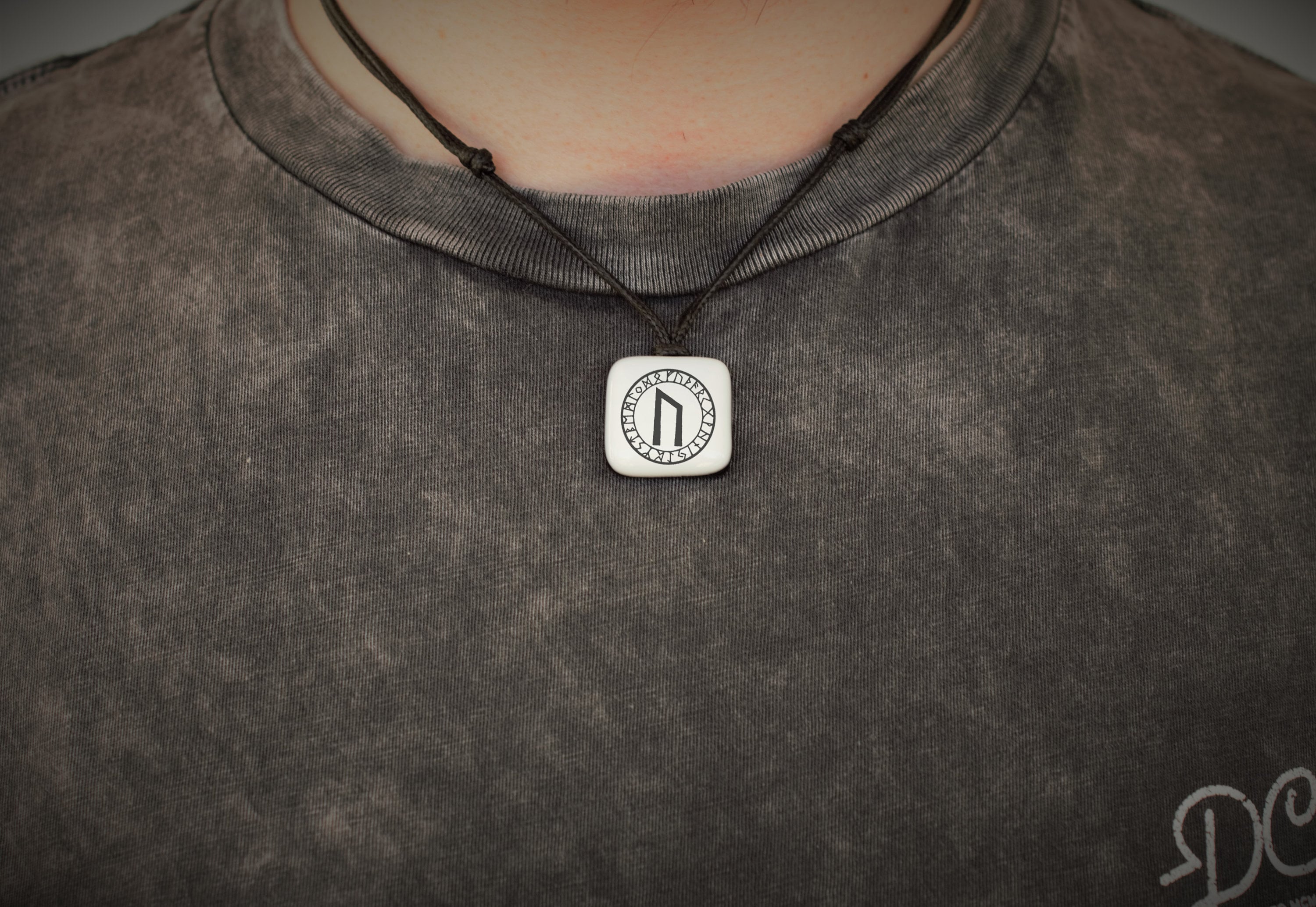 Rune Uruz. Rune der Gesundheit. Symbol für Kraft und Energie. - Etsy.de