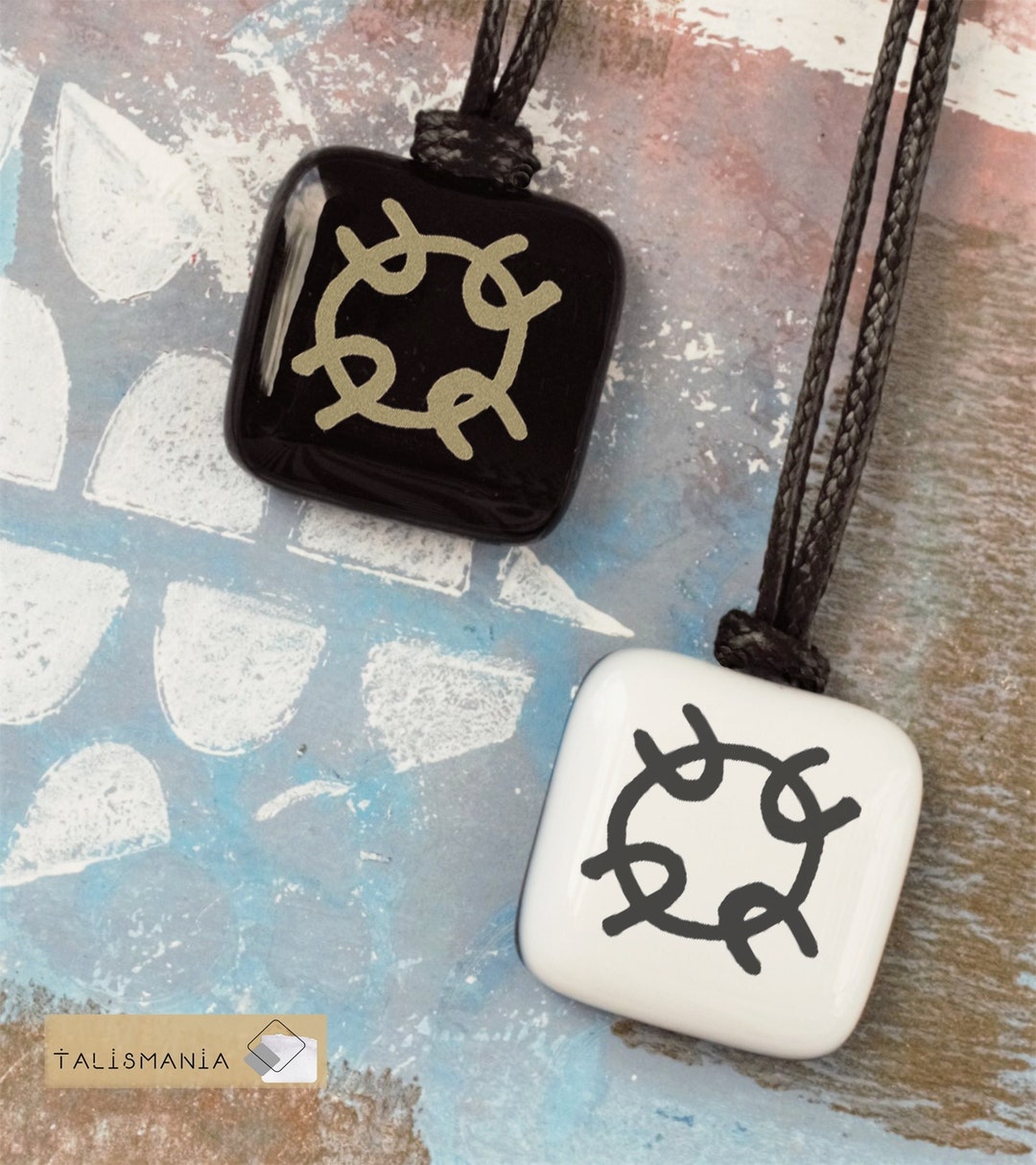 Une énergie positive. Amulette de protection Danobus. Talisman viking ...