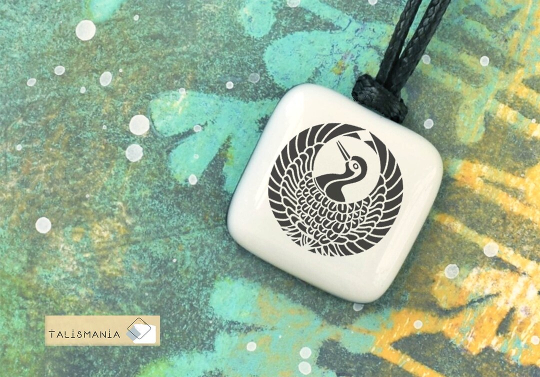 Crane. Japanese Kamon Symbol of Fidelity and Loyalty. Talisman of Good ...