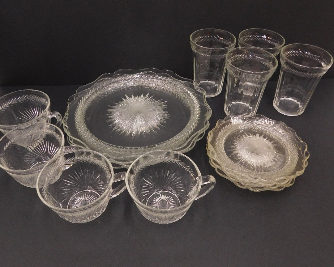 Vintage Clear Glass Scalloped Edge Dinnerware Set - Glass Luncheon Set ...