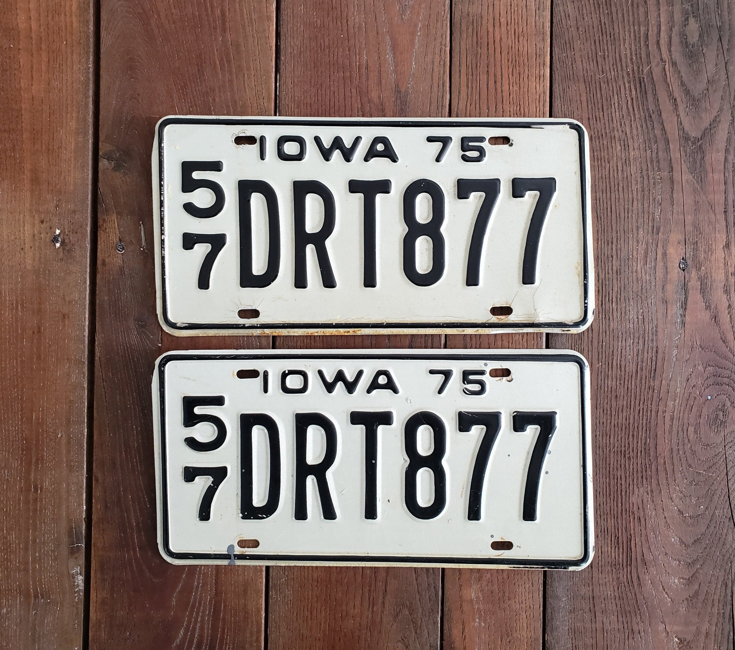 Vintage Pair of 1975 Iowa License Plates - Collectible - Mancave Garage ...
