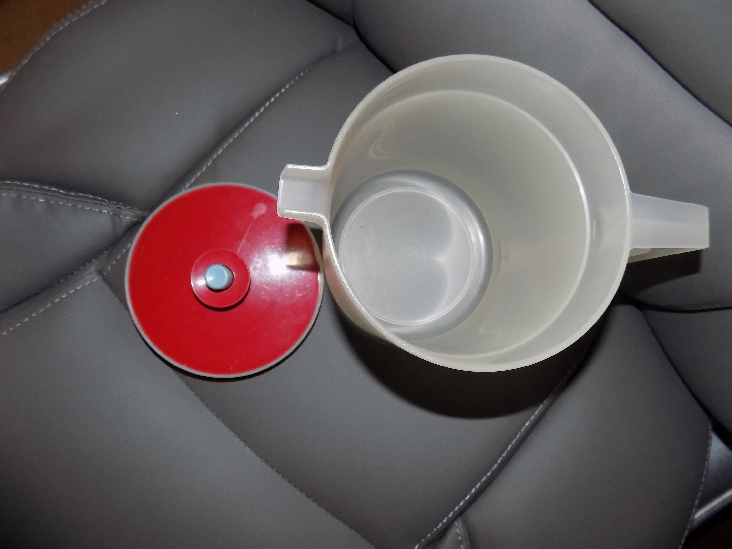 Tupperware Clear 1 1/2 Quart Pitcher W/red Lid Vintage #1575-3 - Etsy