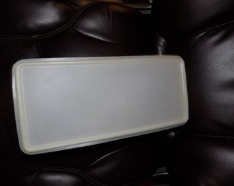 Vintage 1960's Tupperware Jumbo Bread Keeper 606 With Lid - Etsy