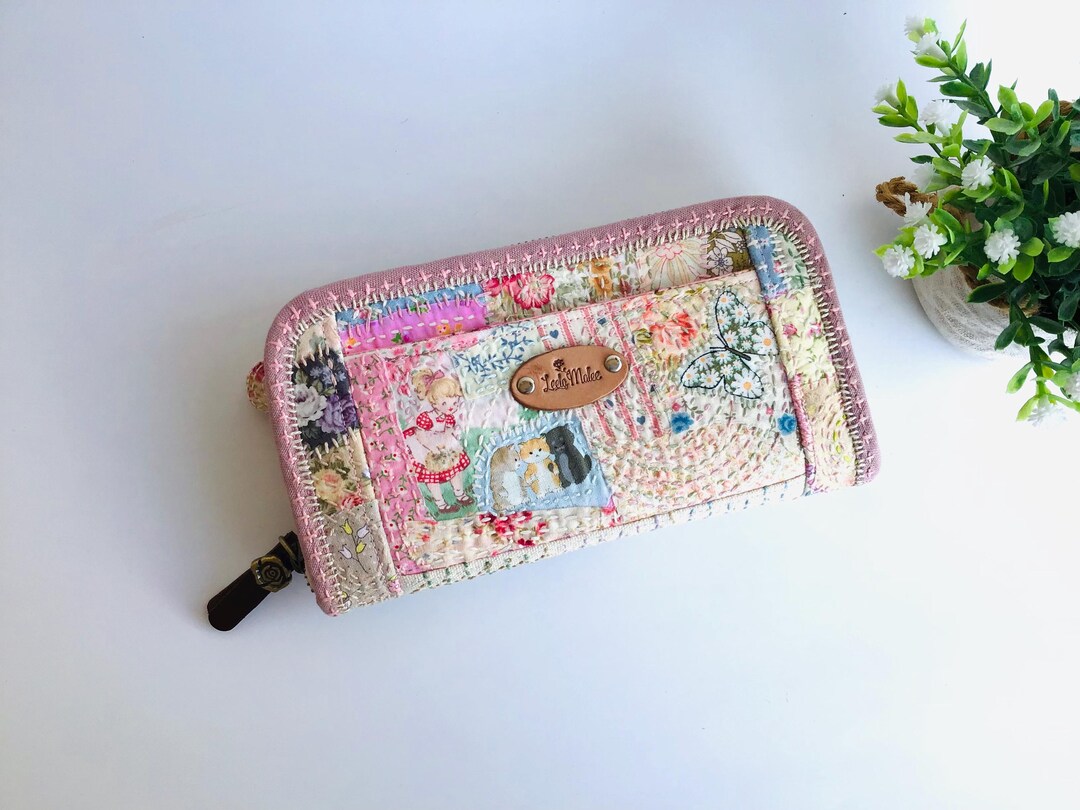 Handmade Patchwork Quilt Clutch Wallet, Floral Embroidered Pouch - Etsy