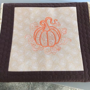 Quilted &embroidered Thanksgiving Table Runner - Etsy