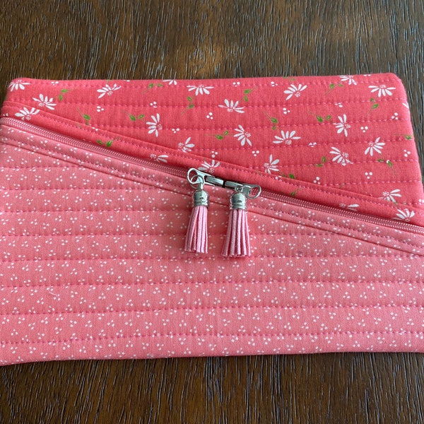 Quilted Zippered Pouch - Etsy