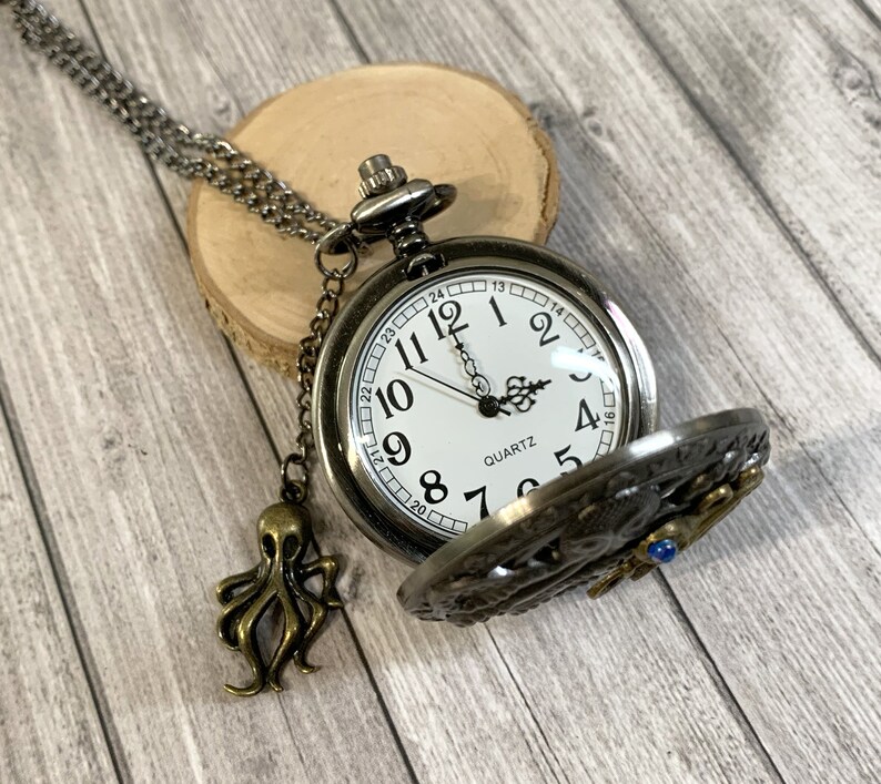 Anthracite Gray Octopus Pocket Watch for Men and Women, Octopus Pocket ...