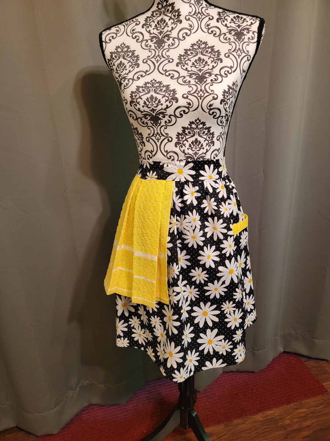 Daisy Apron Apron With Towel Half Apron Bridal Shower Gift Apron ...