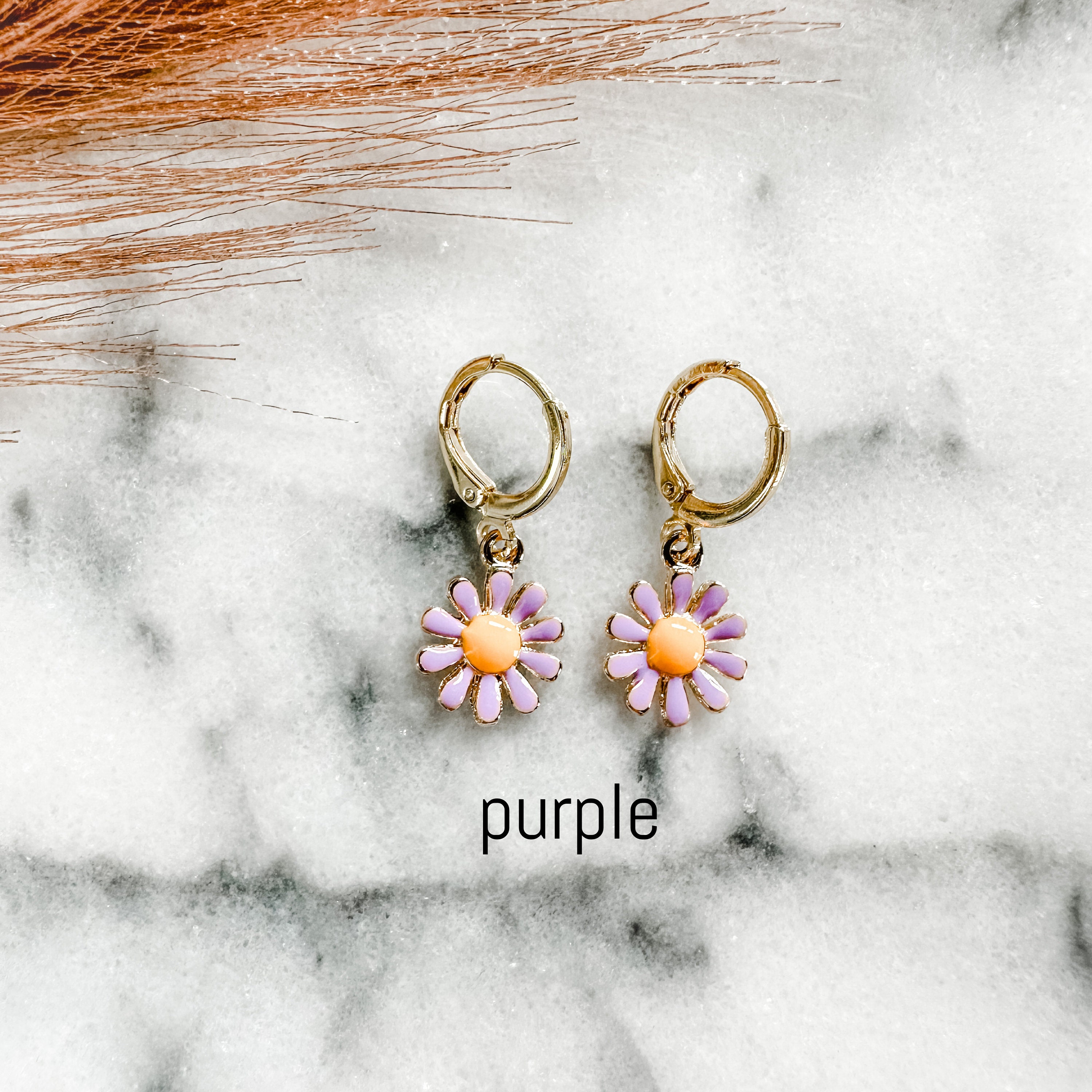 Mini Daisy Hoop Earrings - Etsy