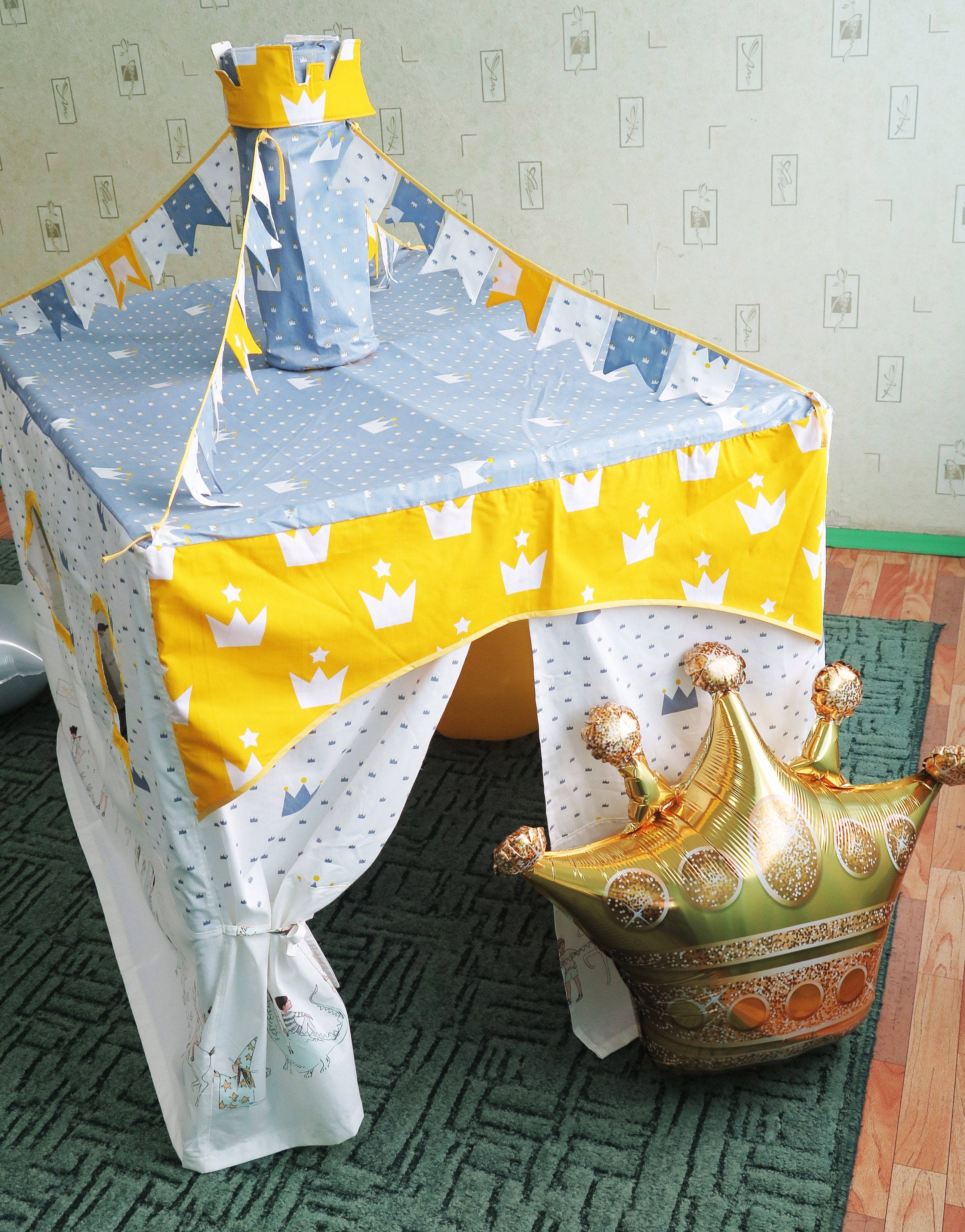 Personalized Fairytale Castle Princess With Frame , Tablecloth ...