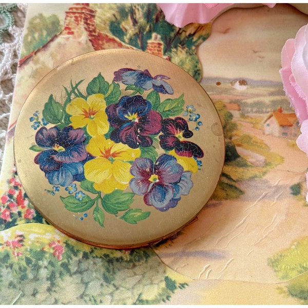 1940s Compact - Etsy