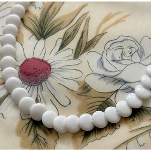 Vintage White Round Plastic Overlapping Bead Necklace - Etsy