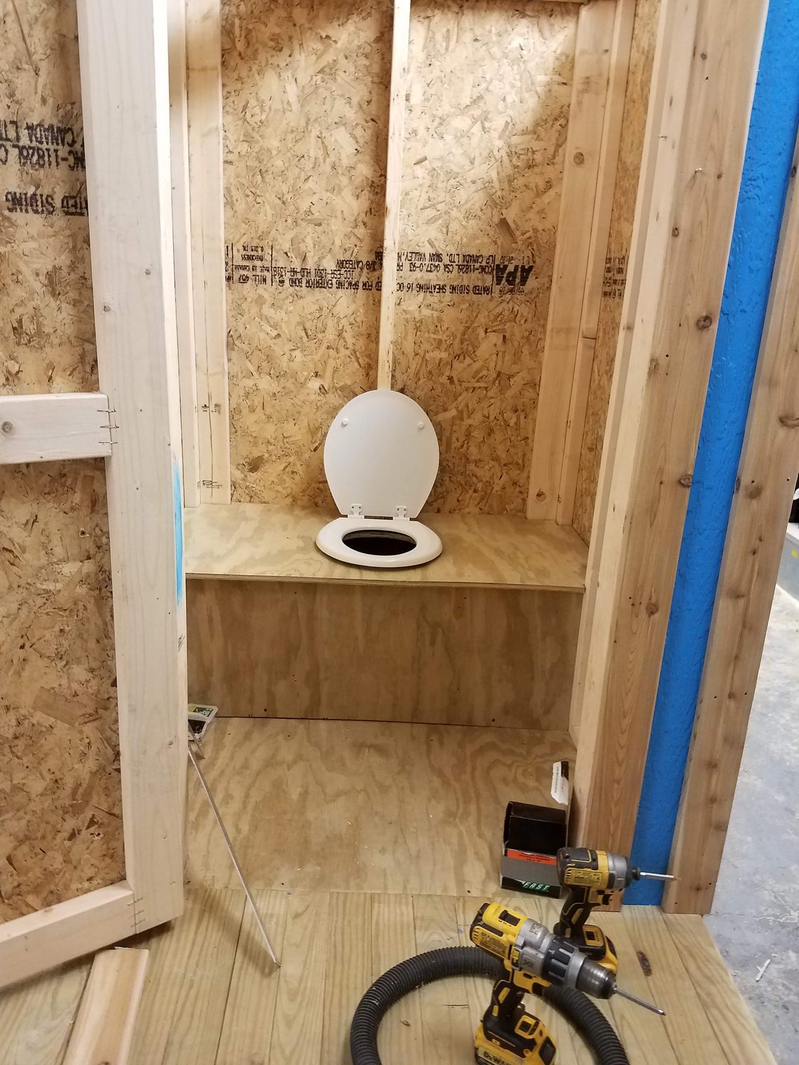 Outhouse Plans 4x6 PDF Download - Etsy