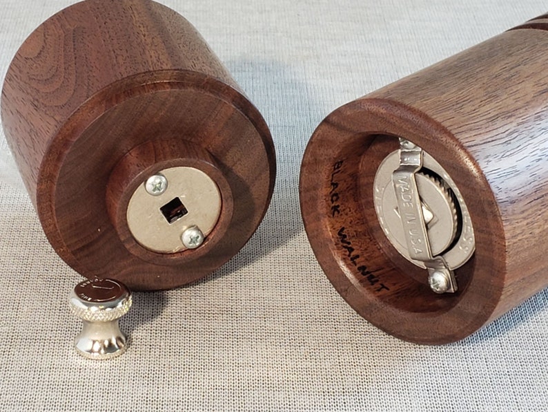 8 Walnut modern Ribbed Wooden Peppermill - Etsy