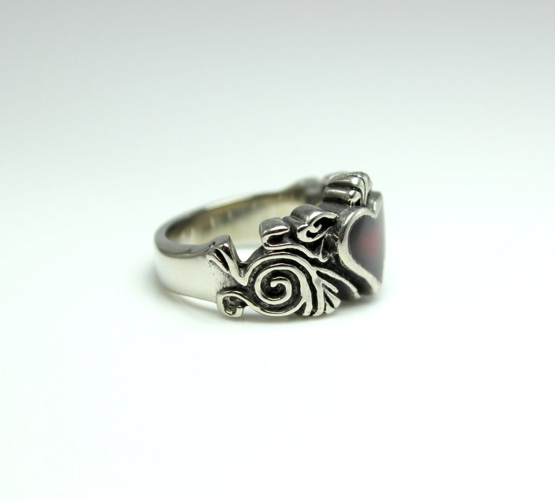 Claddagh Ring Stainless Steel Blood Red Heart Crown Symbolic Love Rings ...