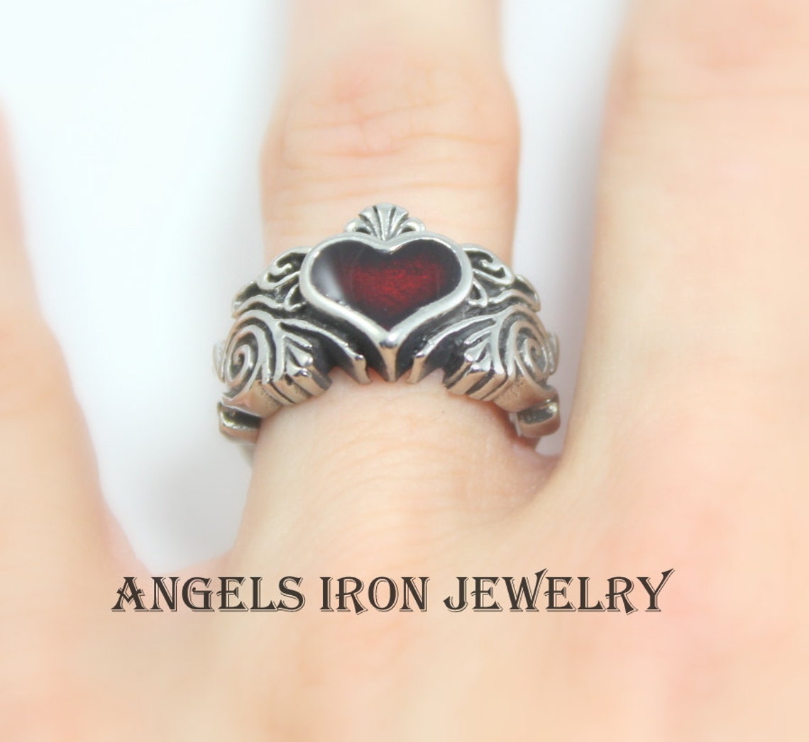 Claddagh Ring Stainless Steel Blood Red Heart Crown Symbolic Love Rings ...