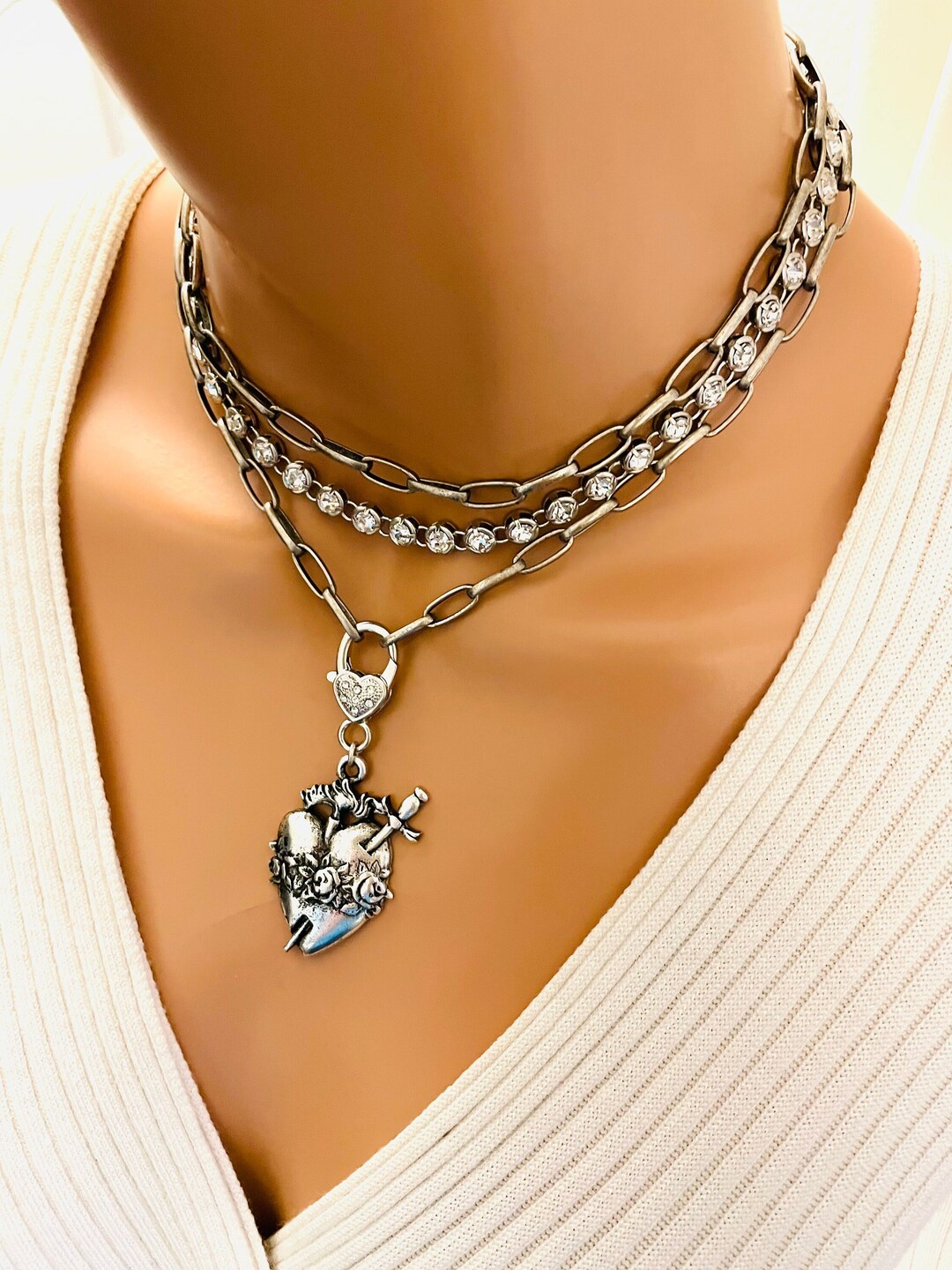 Antique Silver Sacred Heart Pendant Choker Necklace, Thick Chain Wrap ...