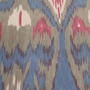 A piece of 3 meters Handwoven Uzbek Ikat fabric . Hand-dyed | Etsy