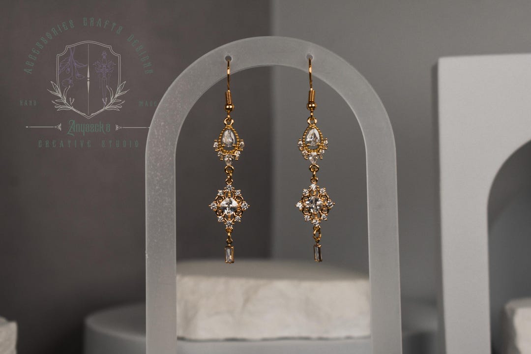 Sophisticated Renaissance Gothic Gold Jewelry – 18k Gold and Cubic ...