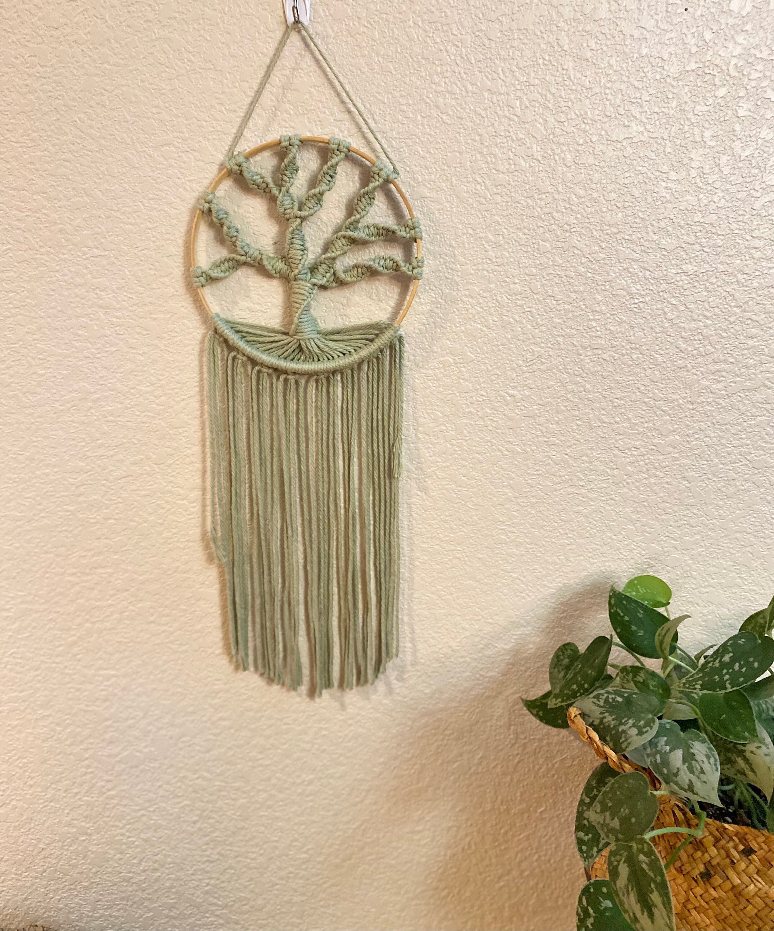 Macrame Tree of Life Wall Hanging: 3 Color Options*low in Stock* - Etsy
