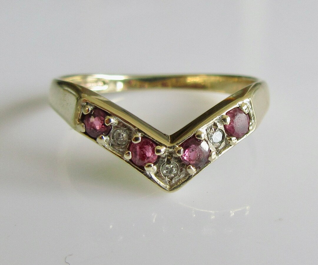 9ct Gold Ruby and Diamond Wishbone Ring - Etsy