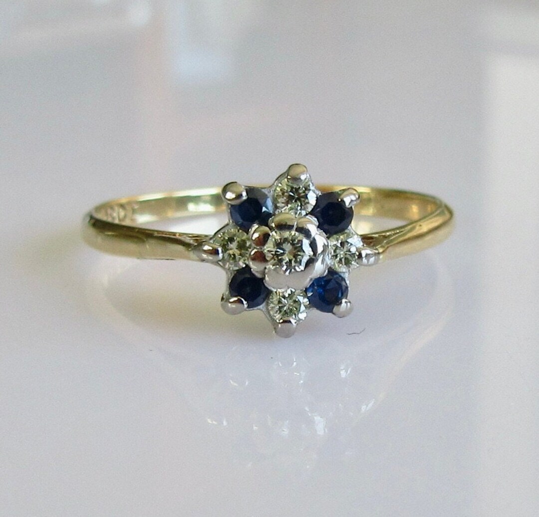 18ct Sapphire and Diamond Flower Cluster Ring - Etsy