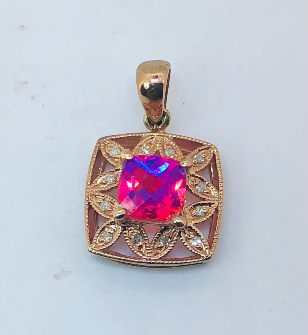 Awesome 6mm Cushion Cut Volcano Quartz Pendant & 12 Diamonds in 10kt ...