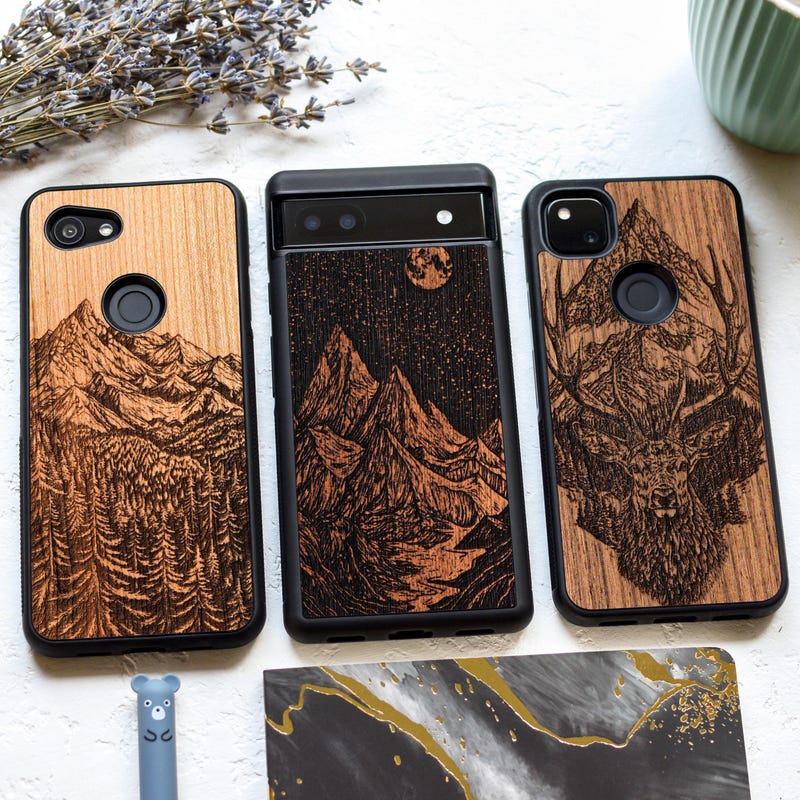 Wooden Pixel 10 Case - Etsy