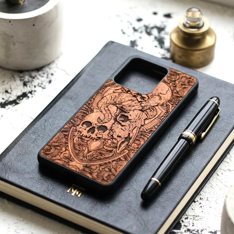Gothic Skull Real Wood Phone Case for Motorola – Engraved Art for Your ...