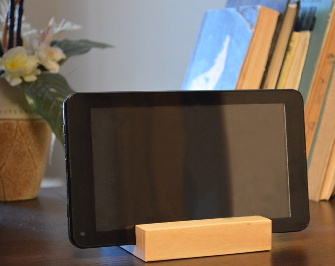 Personalisierter hölzerner iPad-Ständer - quadratischer Halter aus ...