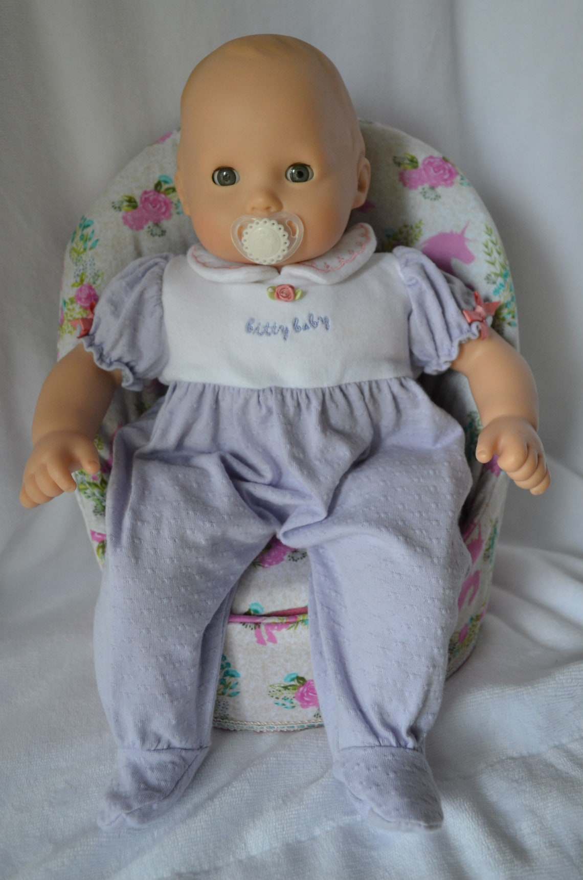 HONEYBUG micropreemie Vintage Pacifier magnetic - Etsy