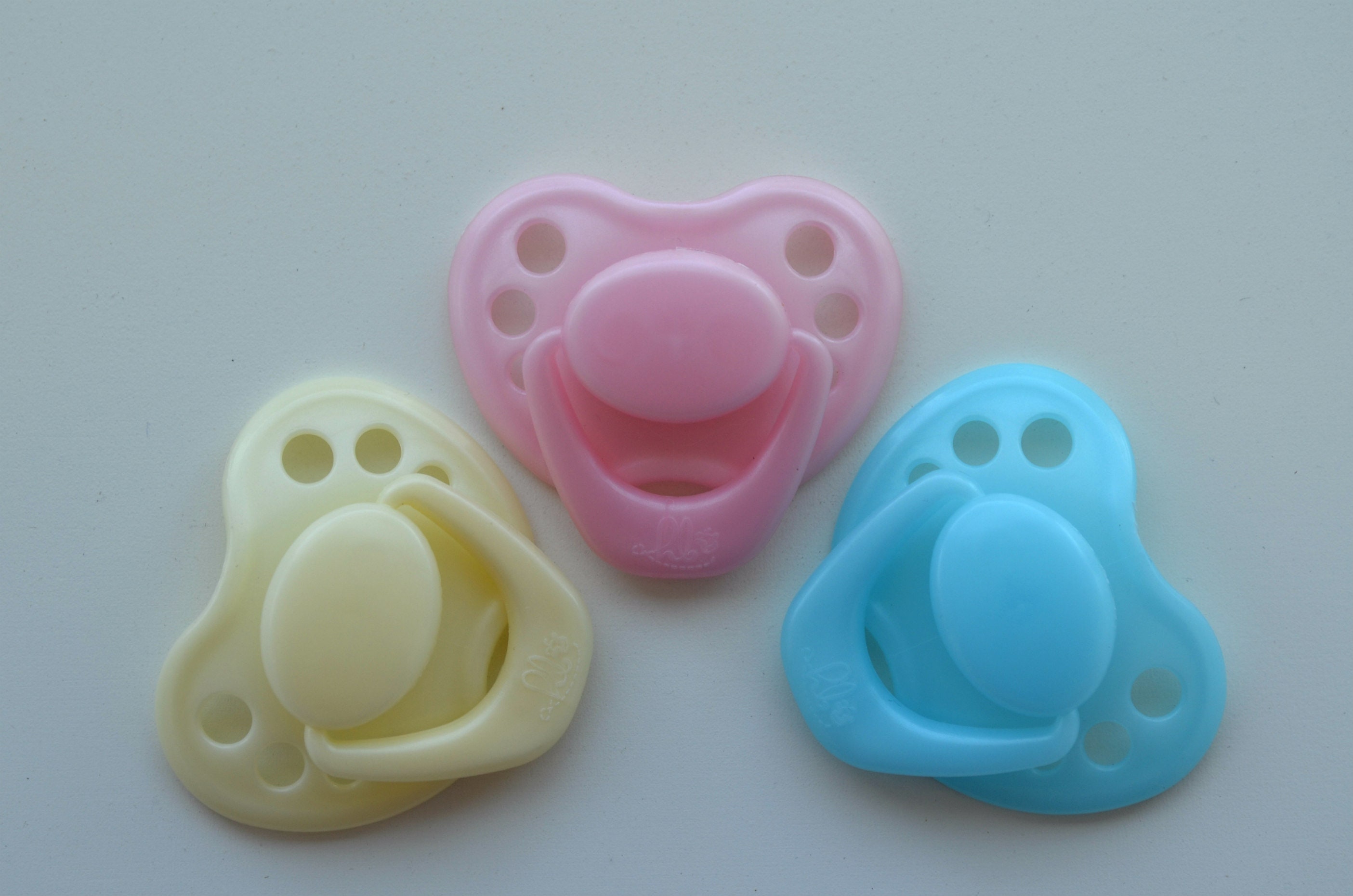 Magnetic Pacifier for Reborn - Etsy