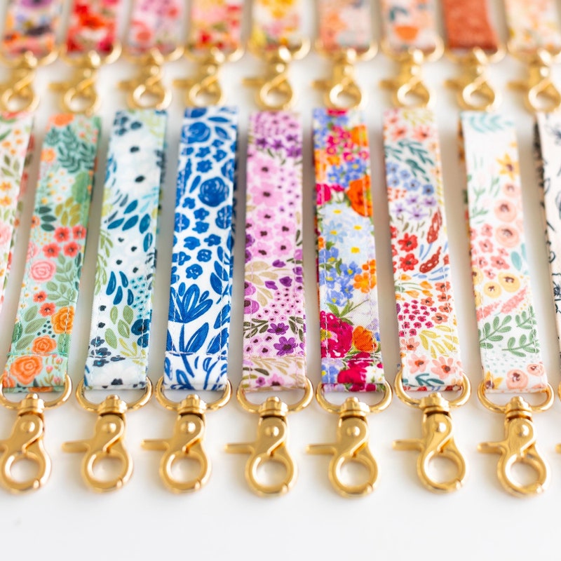 Wristlet Keychain - Etsy