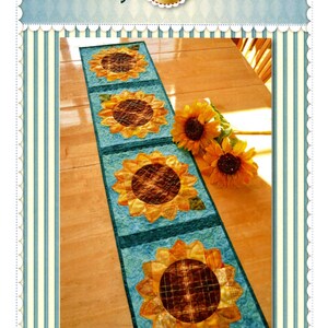 Patchwork Sunflower Table Runner Pattern - Shabby Fabrics - Jennifer Bosworth - Summer Table ...