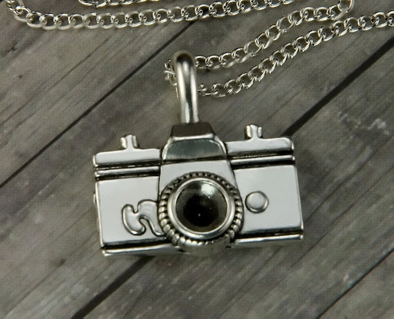 Camera Necklace Camera Jewelry Camera Pendant - Etsy