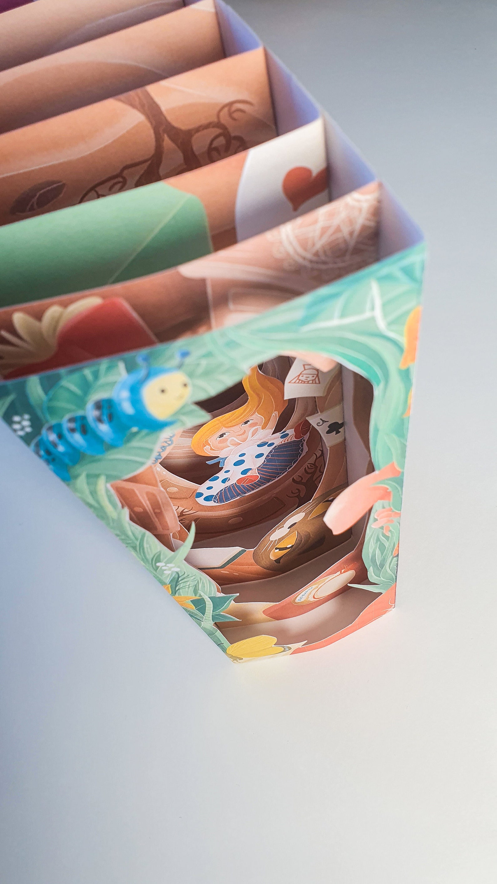Paper Book Nook With Alice in Wonderland, Alice Falls Through the ...