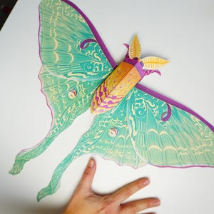 Luna Moth DIY Paper Craft Digital Download Template, 3D Moth Craft Kit ...