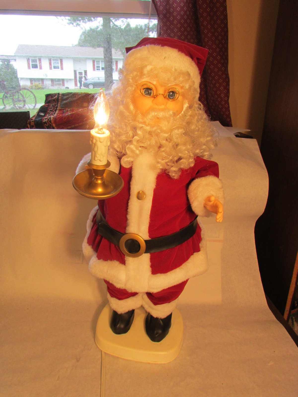 1995 24 Animated Santa With Light up Candle Moves and Lights Matrix ...