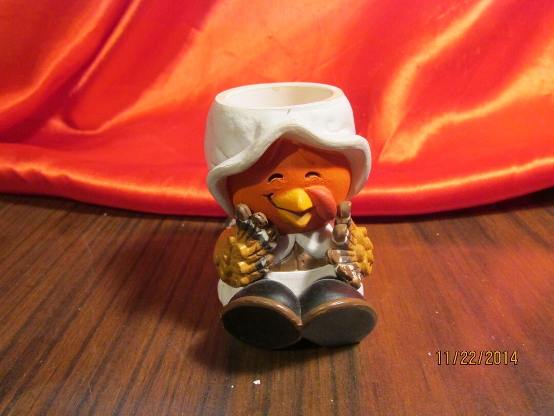 Hallmark Tilly Turkey Thanksgiving Candle Holder Sadly She Lost Her Tim ...