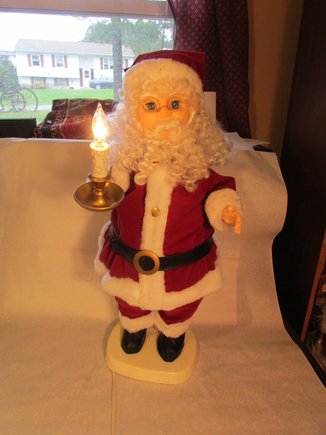 1995 24 Animated Santa With Light up Candle Moves and Lights Matrix ...