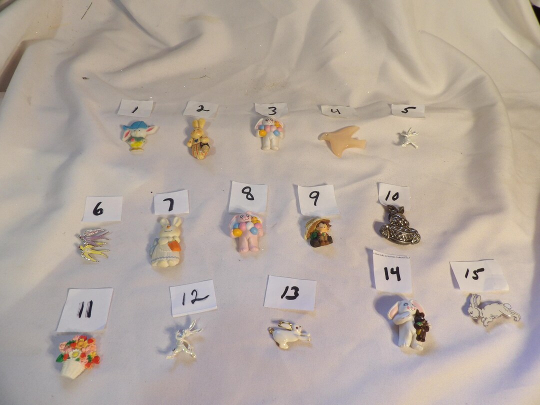 Vintage Easter Pins Hallmark Rabbits Doves - Etsy