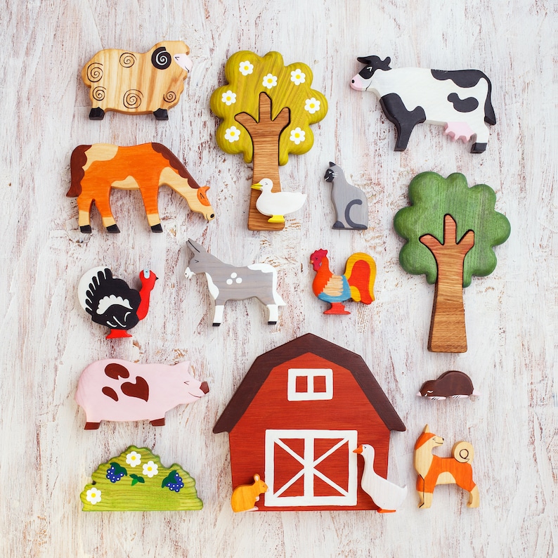 Farm animals toy set 13pcs Wooden Barnyard animal toys | Etsy